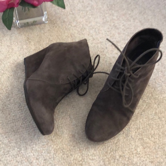 Clarks | Shoes | Clarks Artisan Gray Suede Wedge Boots | Poshmark